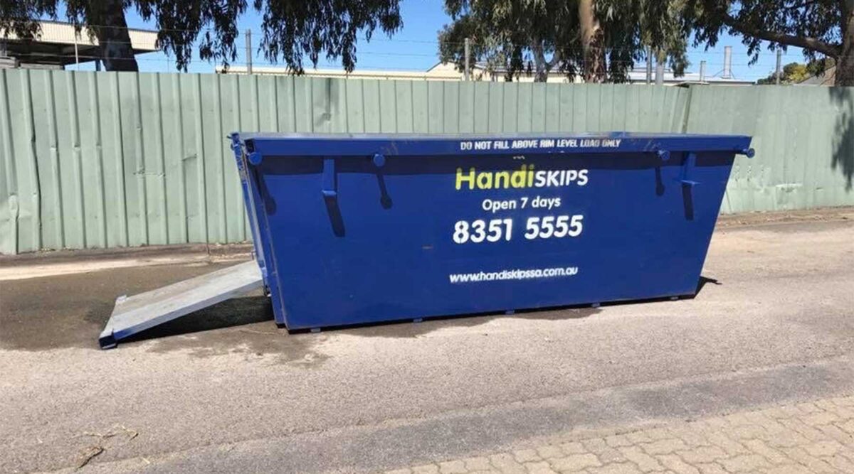 Construction Skip Bin Hire Moana - HandiSkips SA